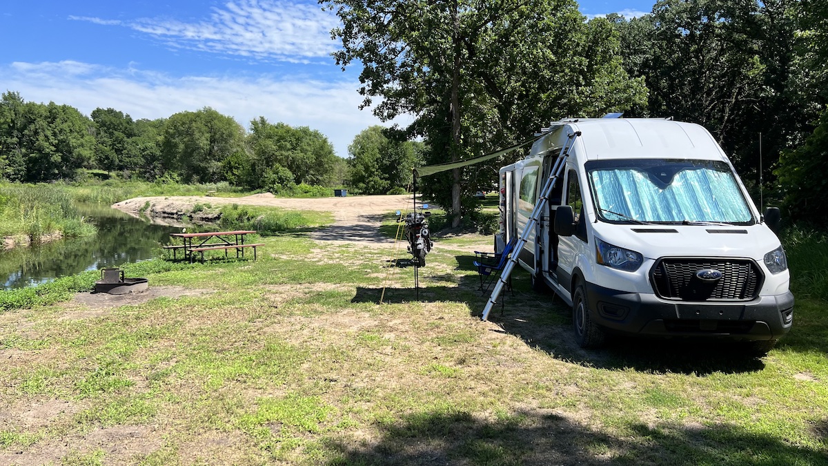 Grove Lake – Smokey Da Van