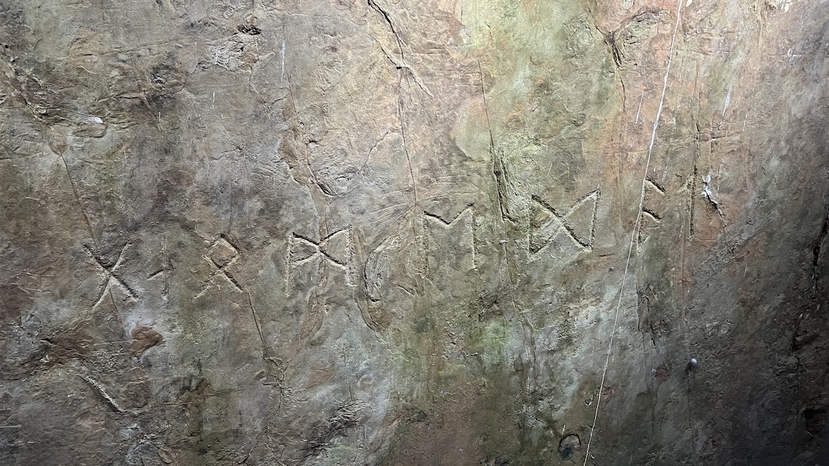 The Heavener Runestone – Smokey Da Van